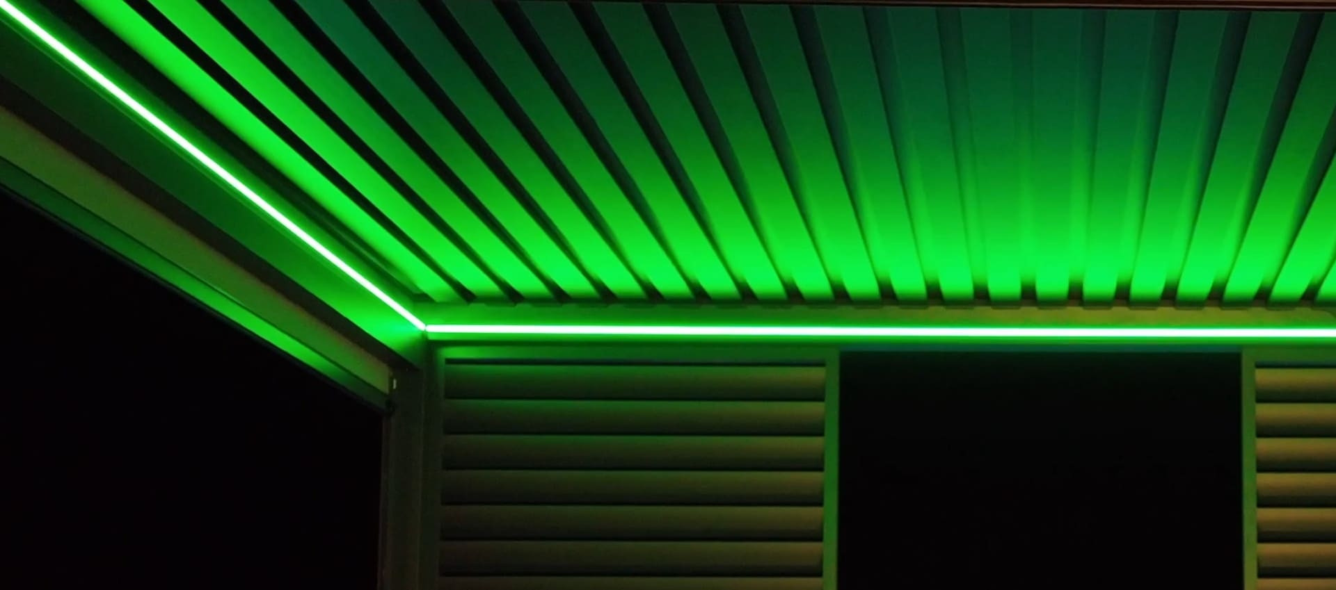 Eden 4m x 4m Aluminium Metal Pergola Frame Only - LED Lights ...