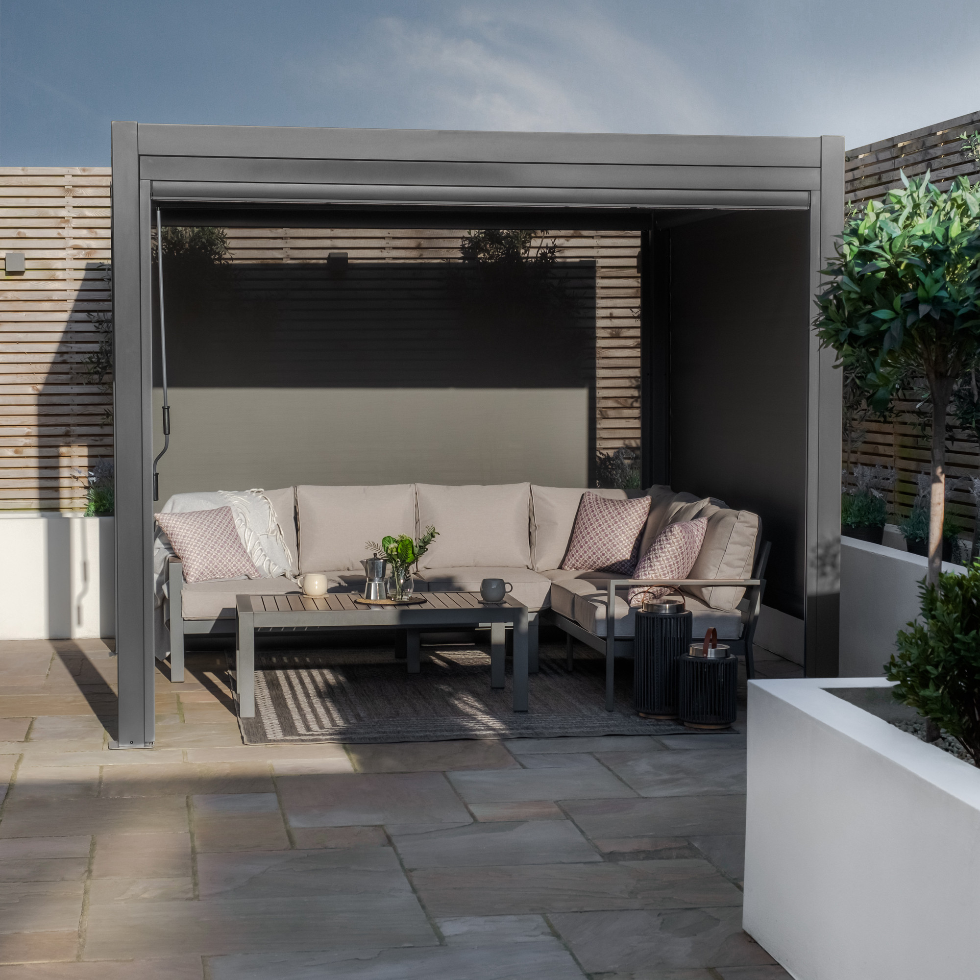 Jupiter 3m x 3m Aluminium Pergola Frame & Manual Operated Galvanised ...